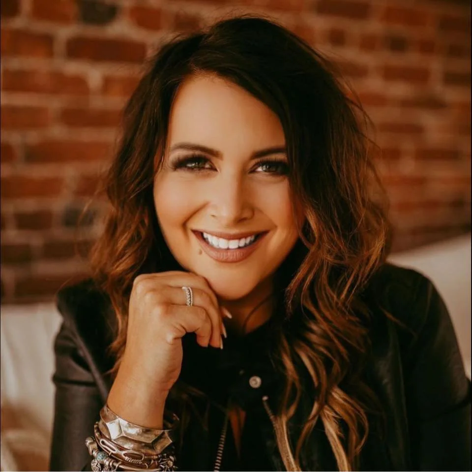 Michelle Current's Instagram, Twitter & Facebook on IDCrawl