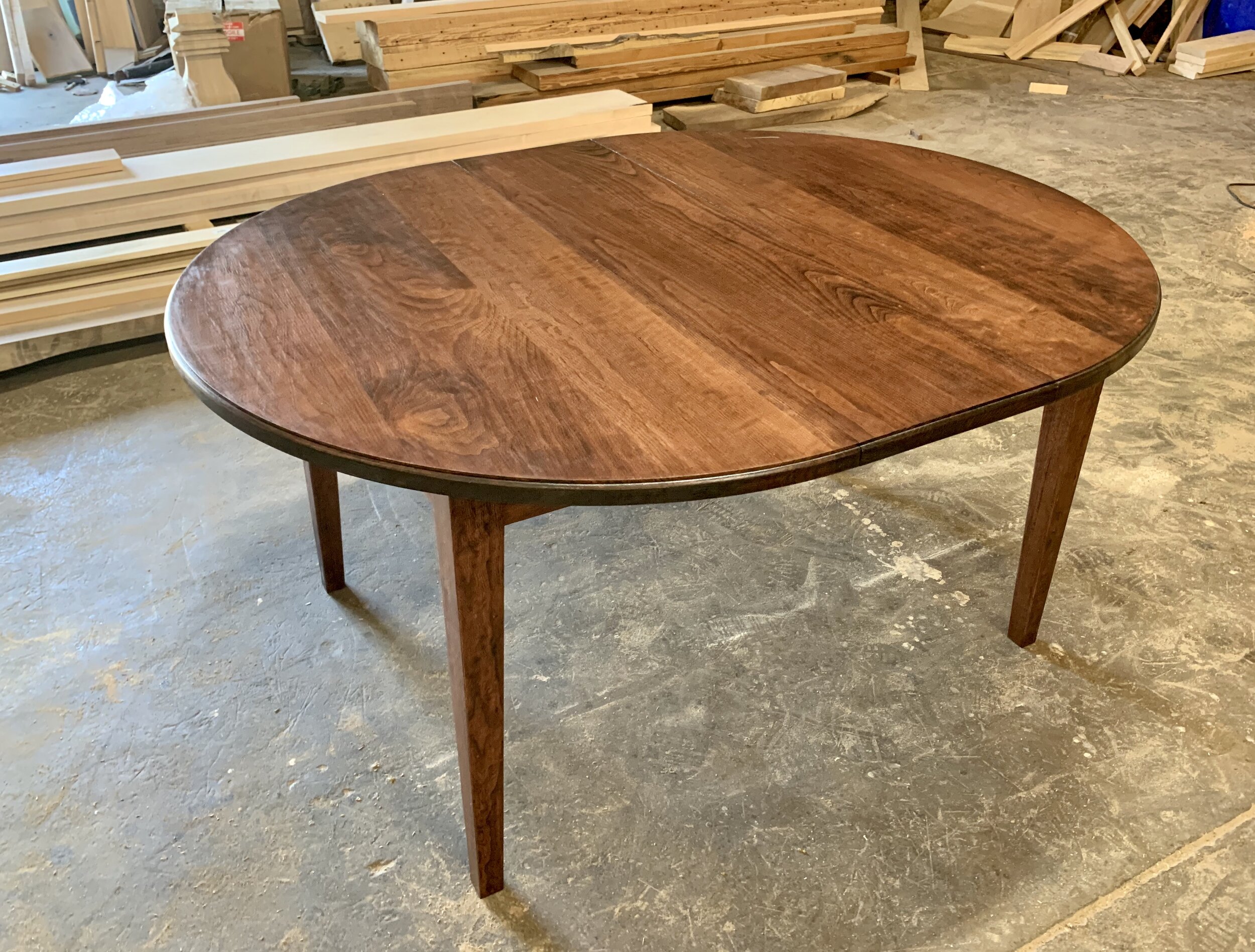 Cherry round dining table store