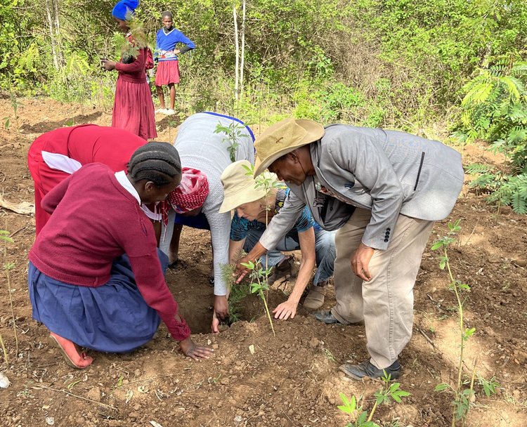 Travel with me to Kenya! Oct 20-30