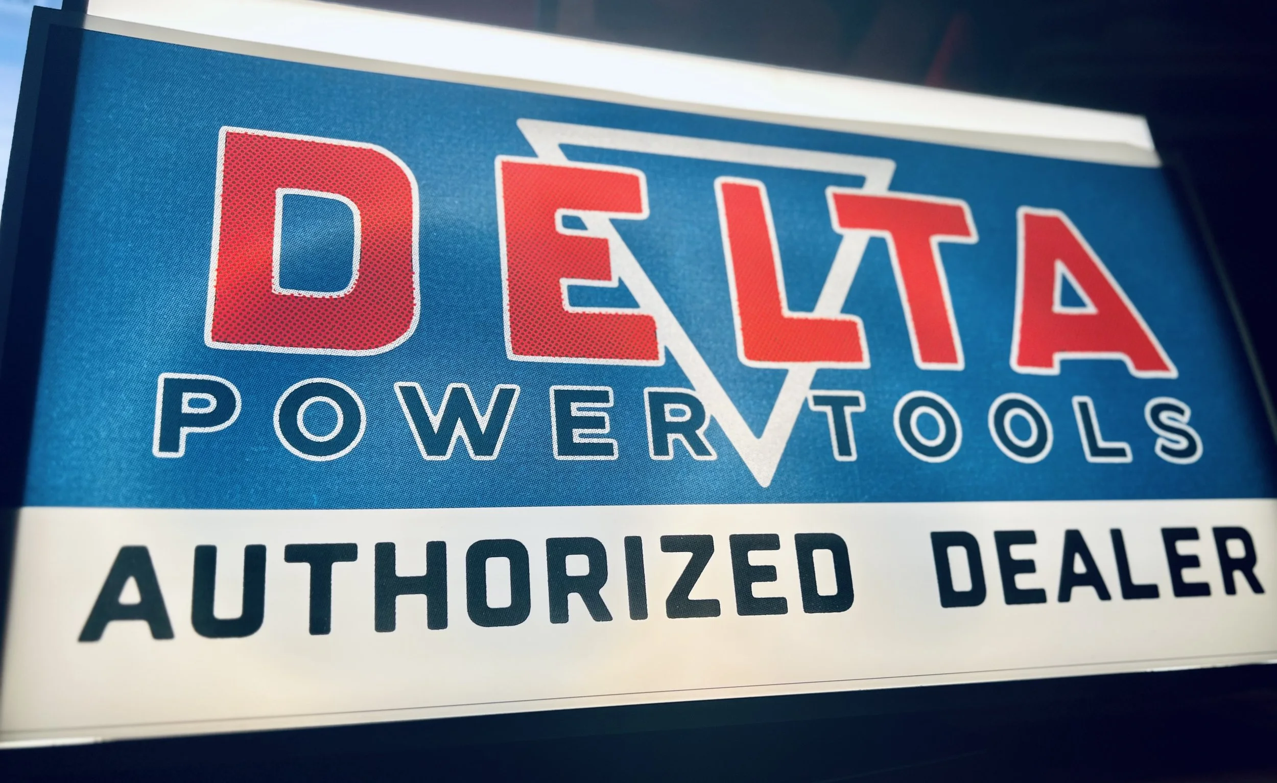 Delta Quality Tools neon sign - Page 16 - Old Woodworking Machines