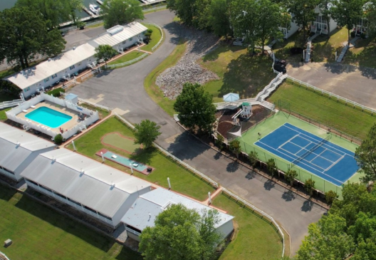 Amenities — Green Turtle Bay Resort & Marina