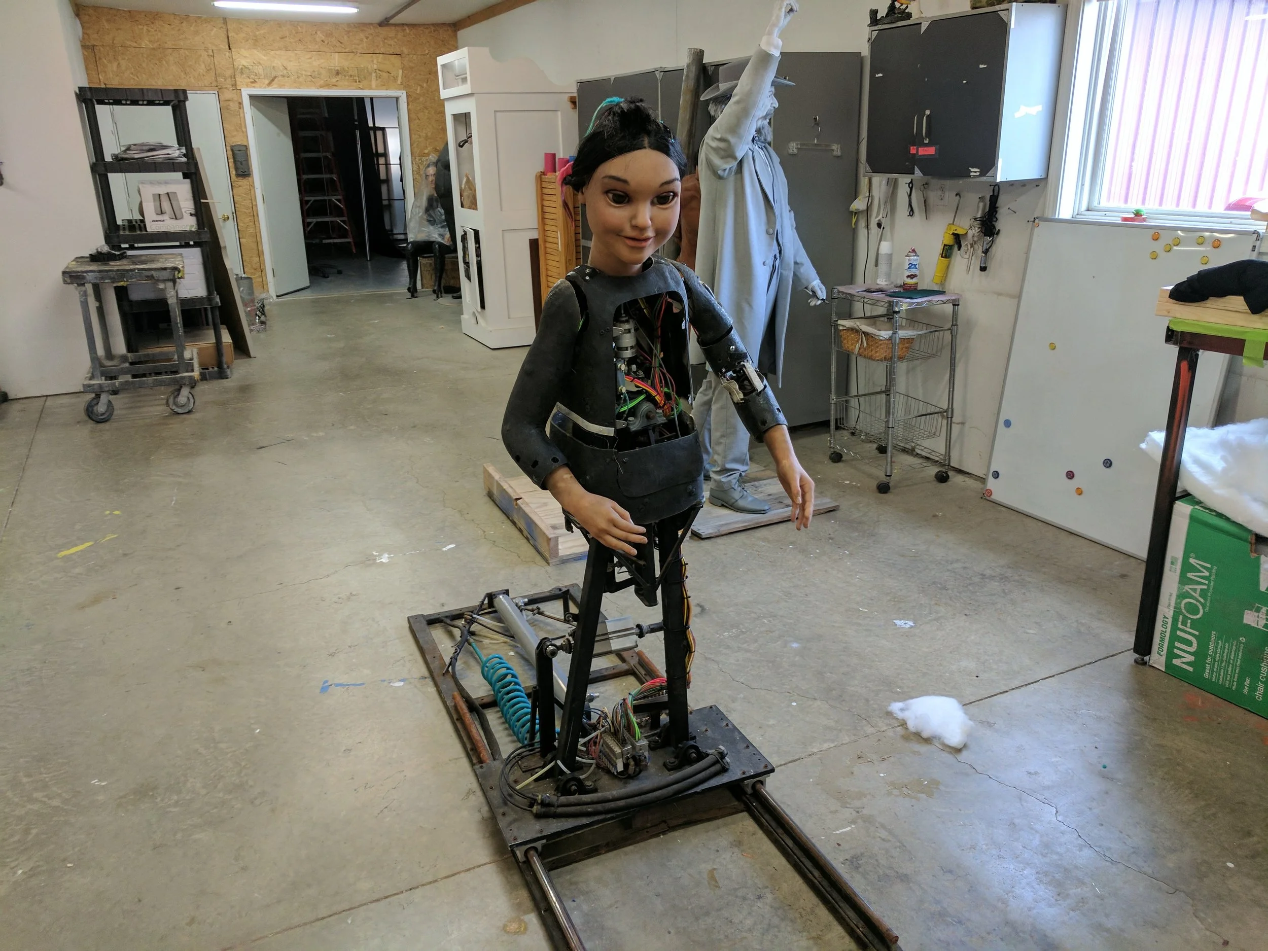 A New Animatronic Character for the Gravesend Inn — Control Geek