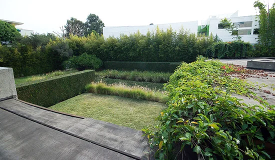 Schindler's Kings Road House / MYD Architecture + Design Blog / Moss ...