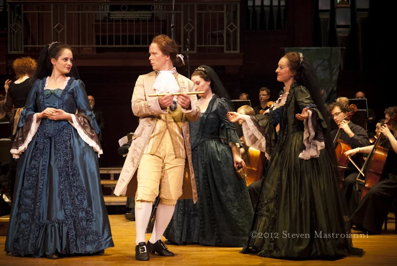Soprano — Amanda Powell