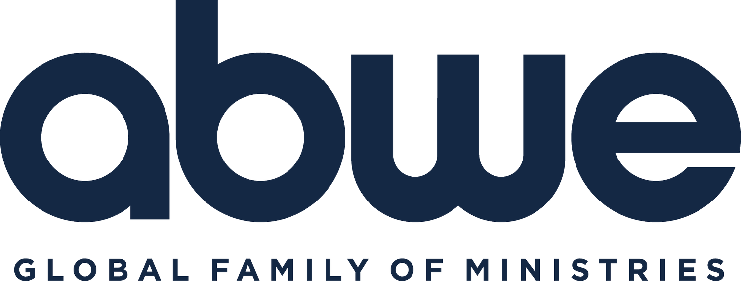 Mission Agencies — The Traveling Team