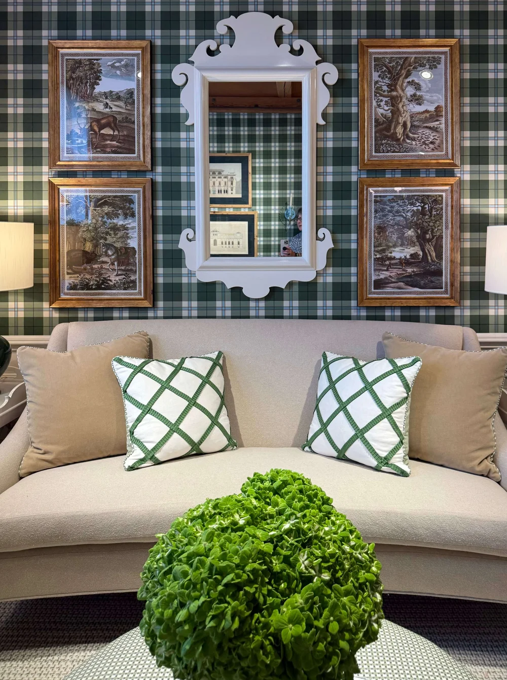 5 Gallery Wall Arrangements That Work! — DESIGNED