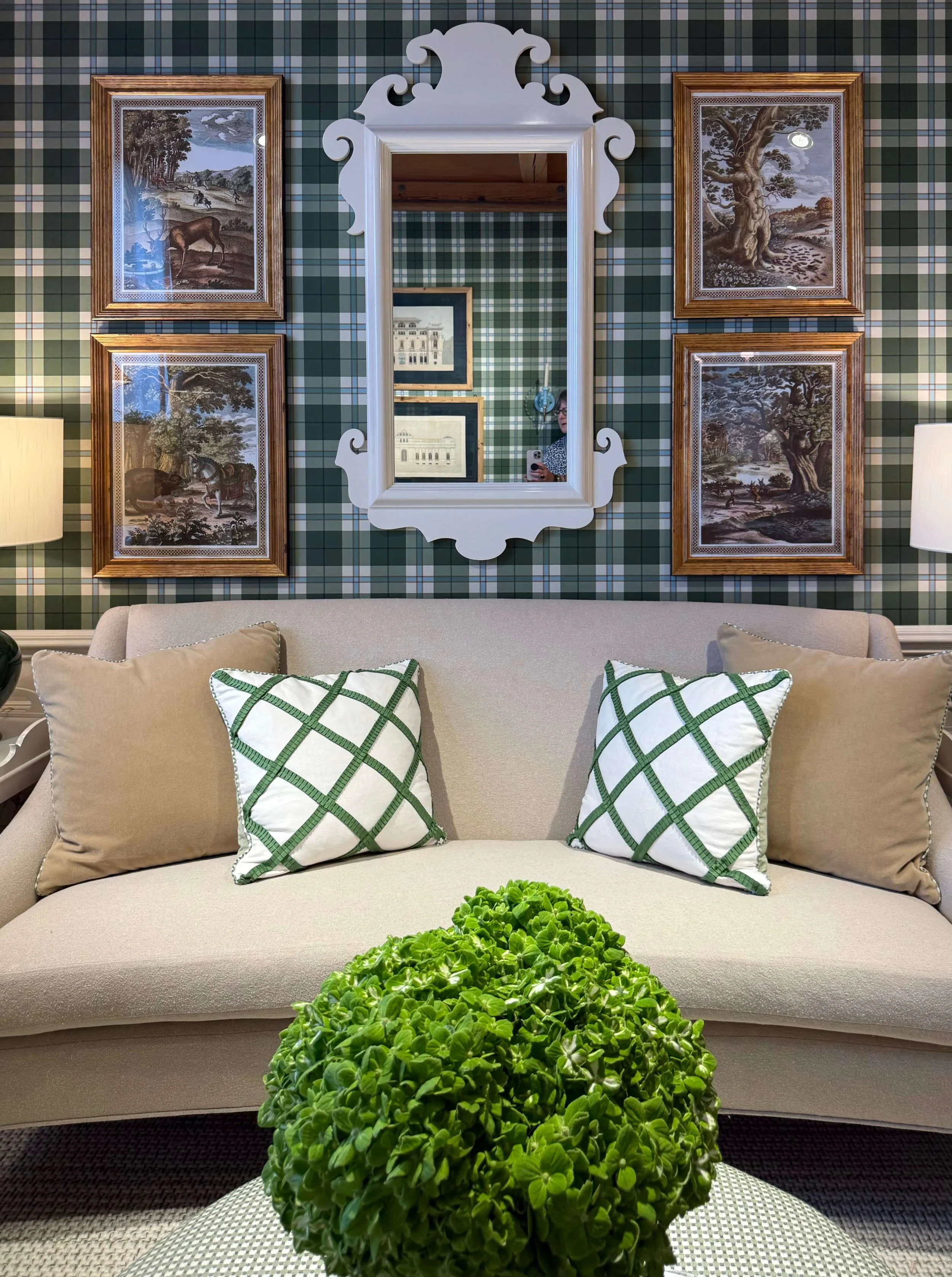 5 Gallery Wall Arrangements That Work! — DESIGNED