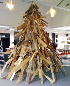 25 Extraordinary Christmas Trees Designed To Make Yours (& Mine) Look ...