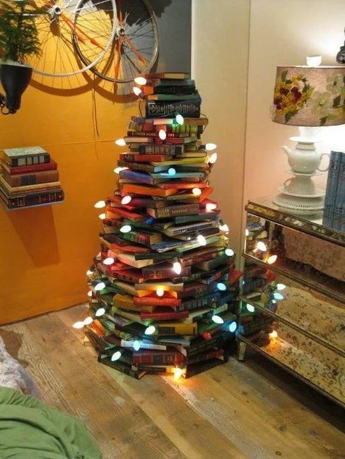 25 Extraordinary Christmas Trees Designed To Make Yours (& Mine) Look ...