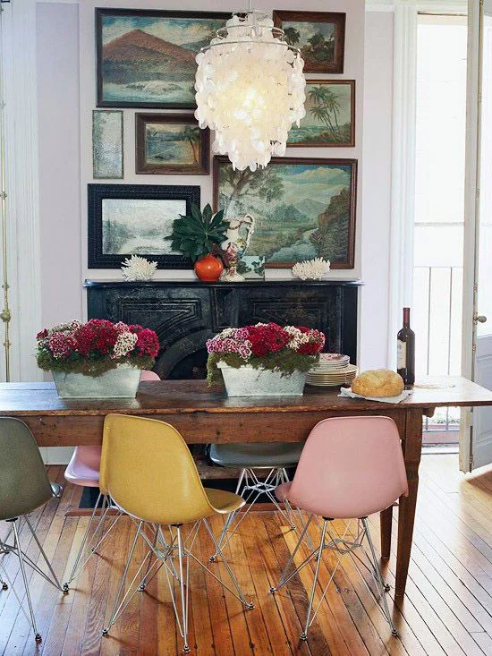 This Awe-Inspiring Painting Arrangement Is Also A Brilliant Storyteller ...