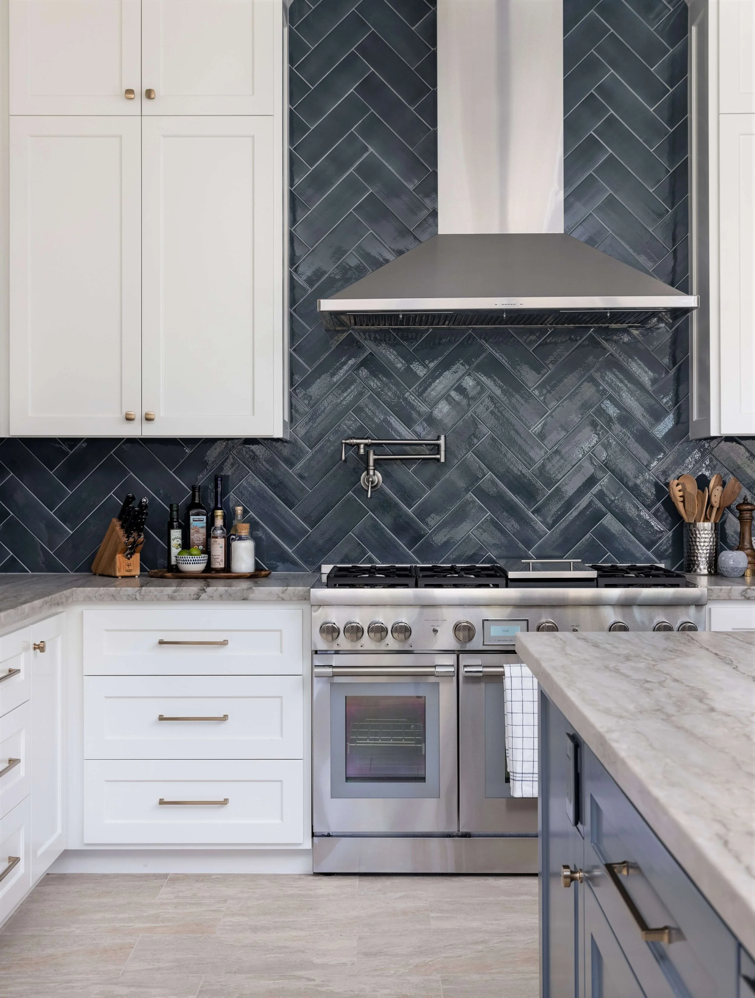 Kitchen Backsplash Herringbone Pattern Juameno
