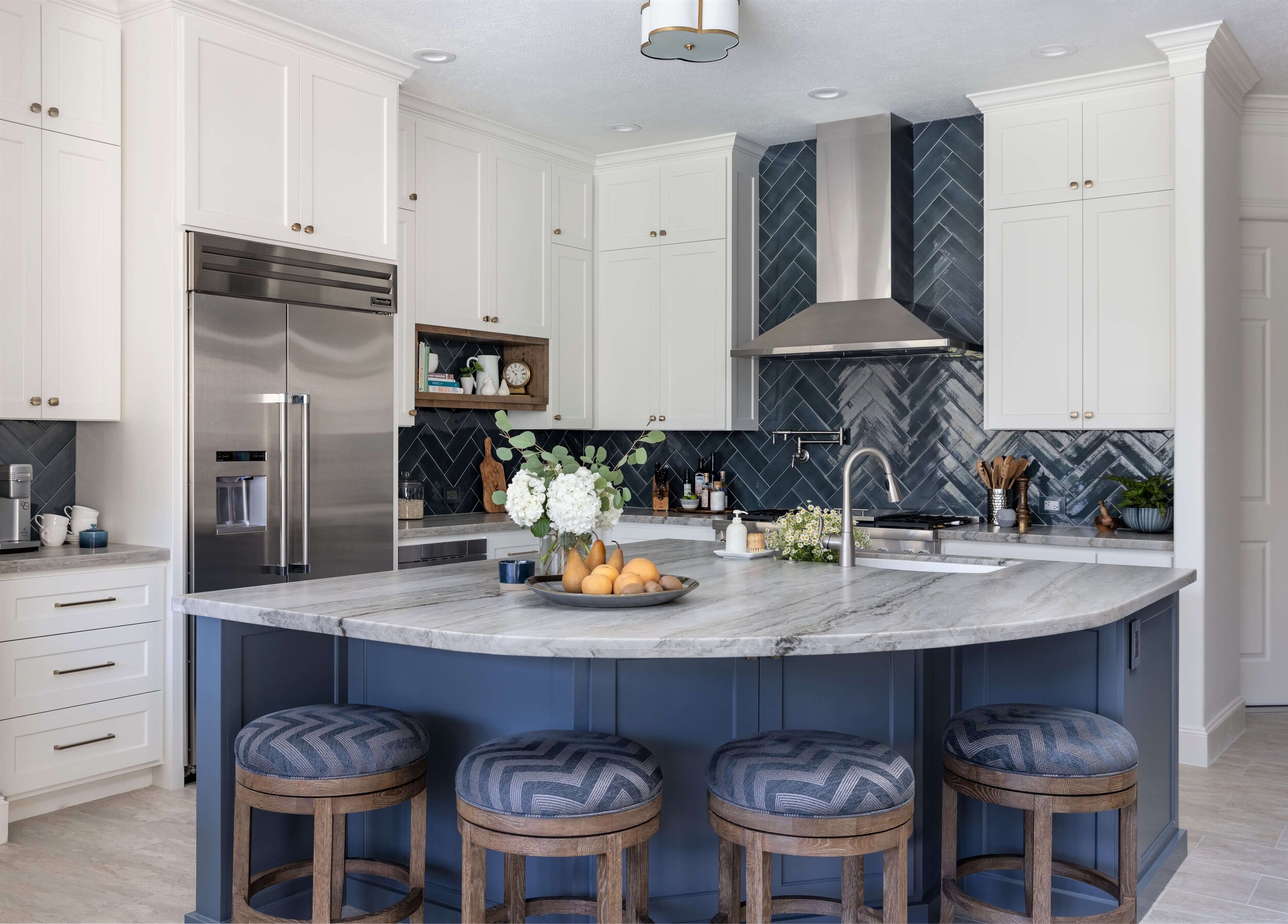 Range vs Cooktop With Wall Oven For Kitchen Remodel [Which is Best ...