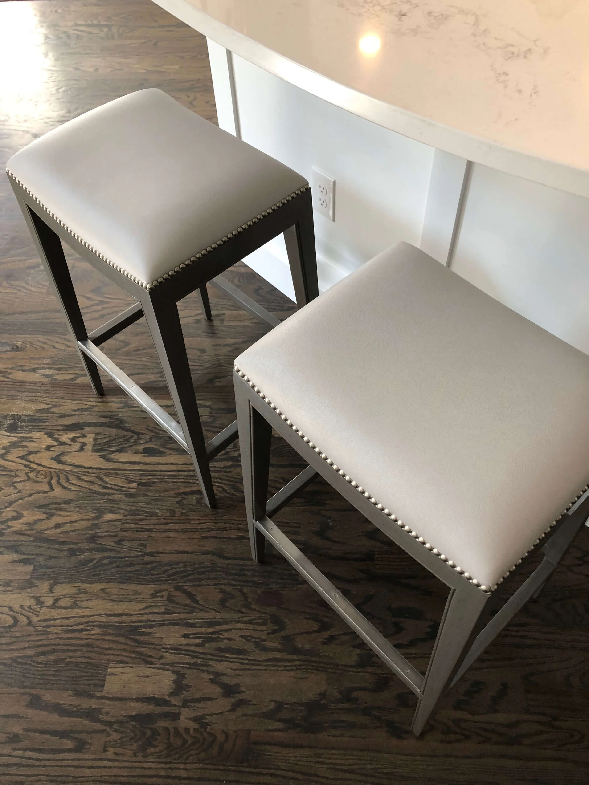 5 Tips For Picking The Best Bar And Counter Stools For Your Kitchen ...