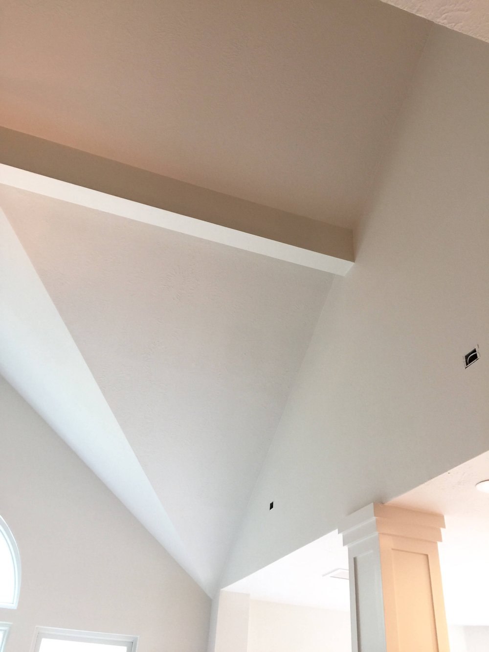 When To Match Your Ceiling To Your Walls [Angled Ceilings] — DESIGNED