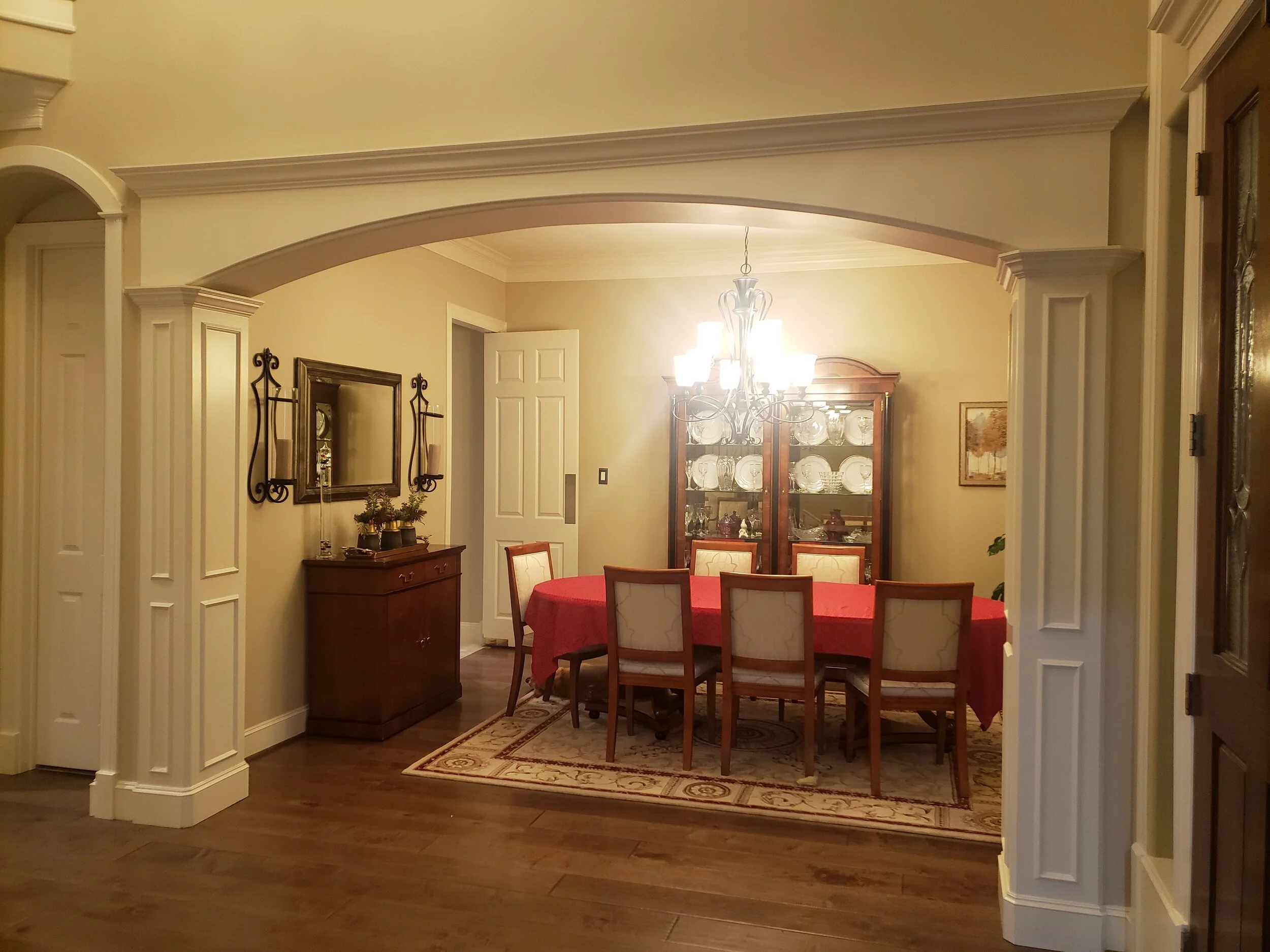 Dining Room Arch