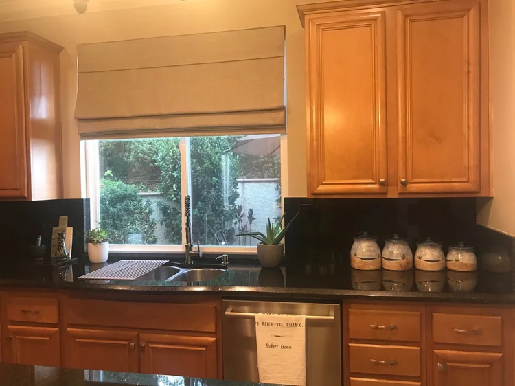 This Partial Kitchen Remodel Shows How to Work with Travertine Tile ...
