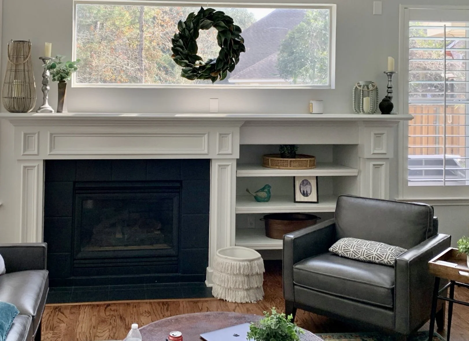 3 Ways to Decorate Extra Wide Fireplace Mantels [Examples Included ...
