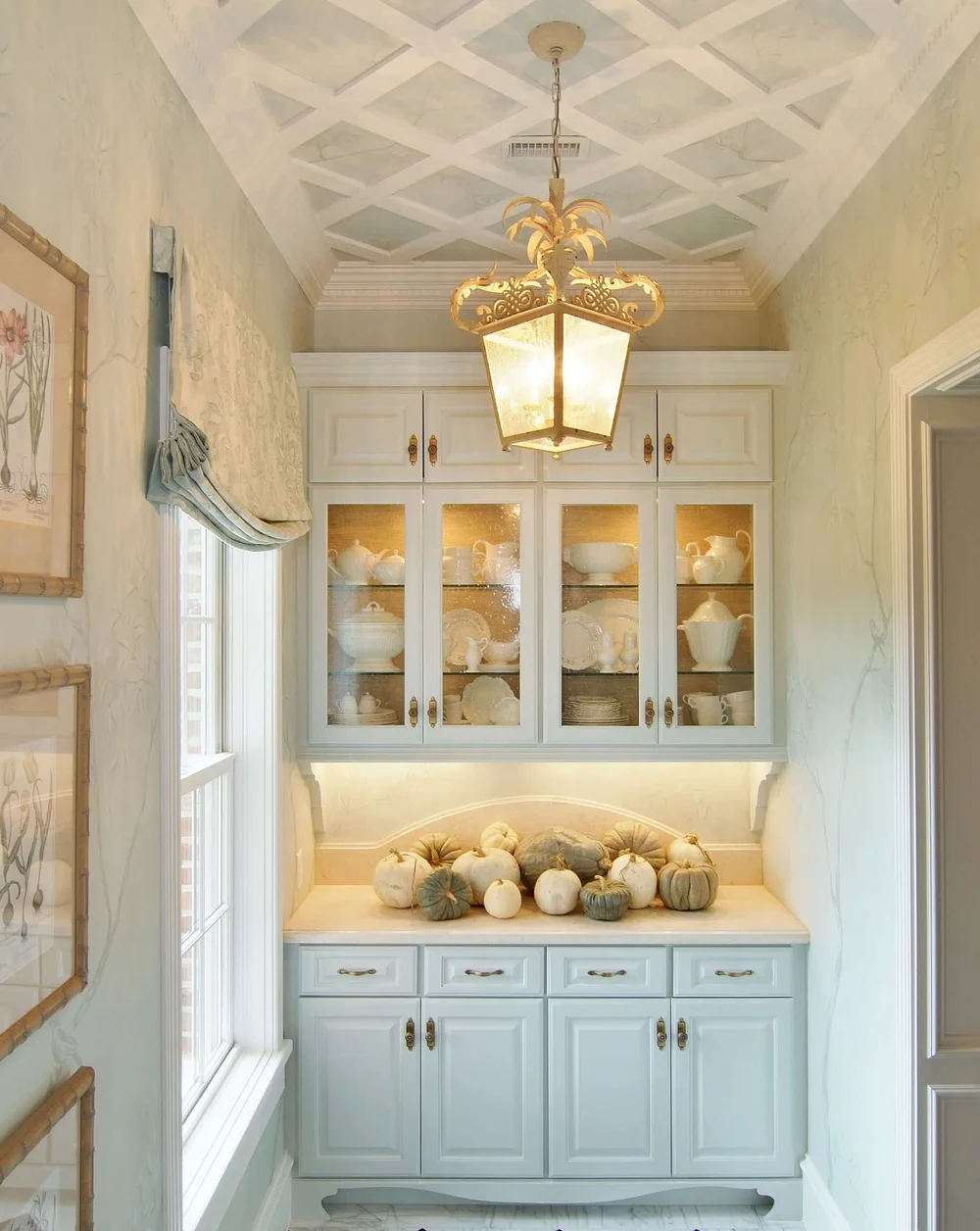 Bring A Soft Aesthetic To Your Pristine Space w/a Curved Backsplash ...