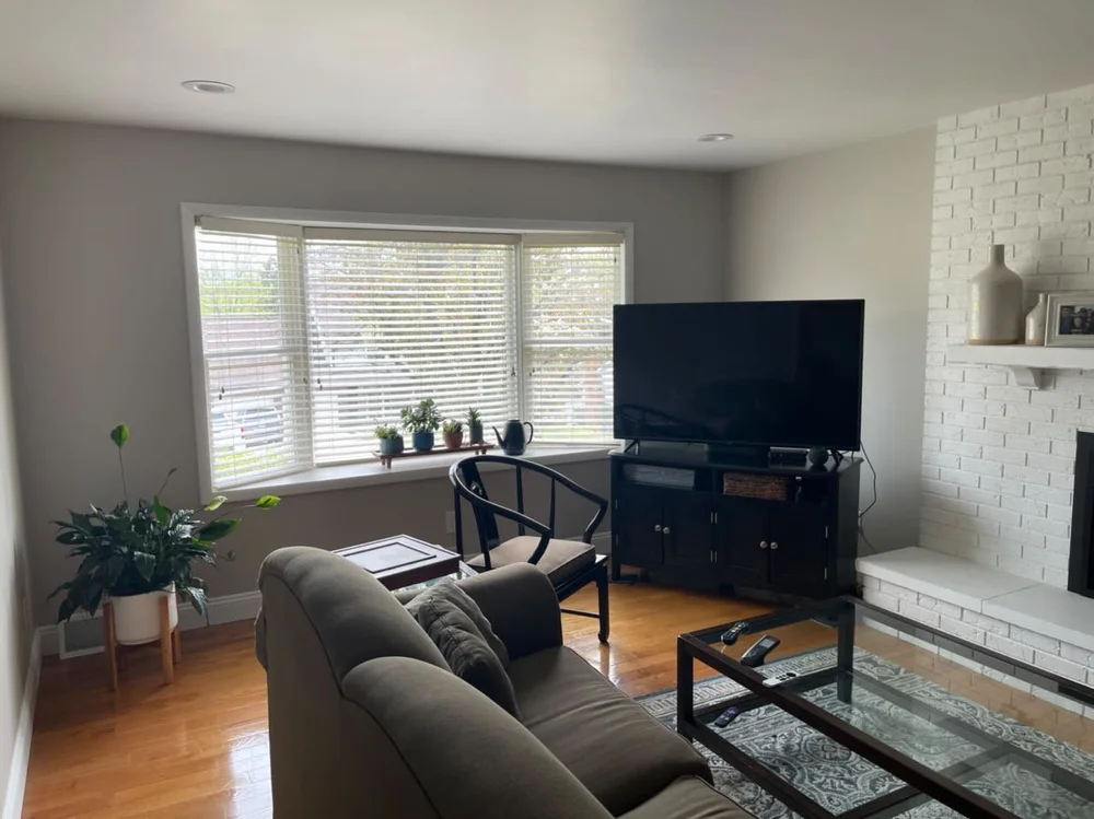 5 Living Room Furniture Layouts Designed With 3 Considerations — DESIGNED