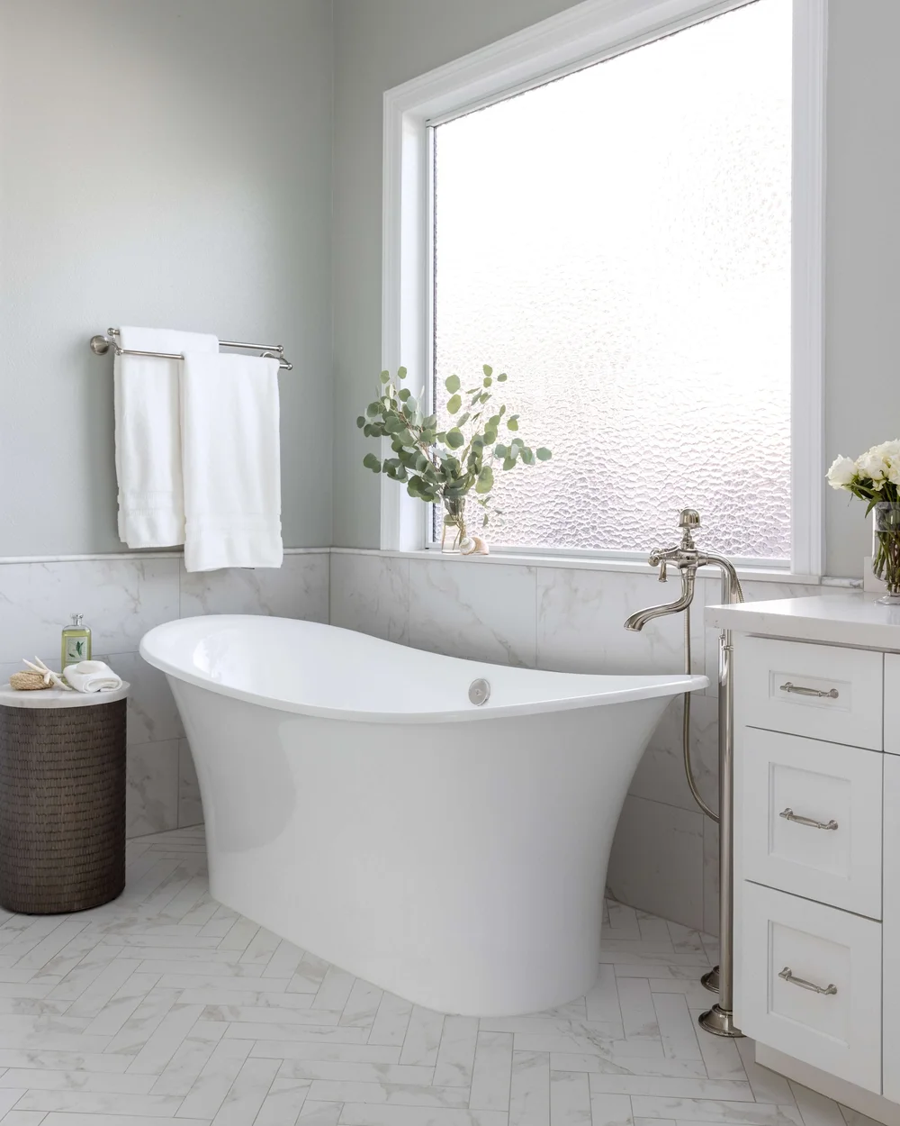 5 Ways to Finish Shower Tile Edges for a Professional Look — DESIGNED