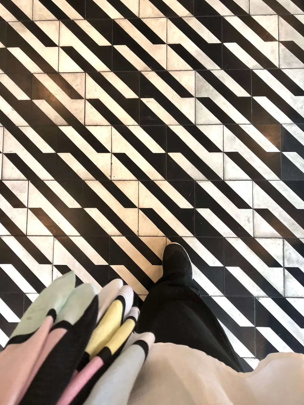 21 Bold Patterned Tile Floors With PUNCH — DESIGNED
