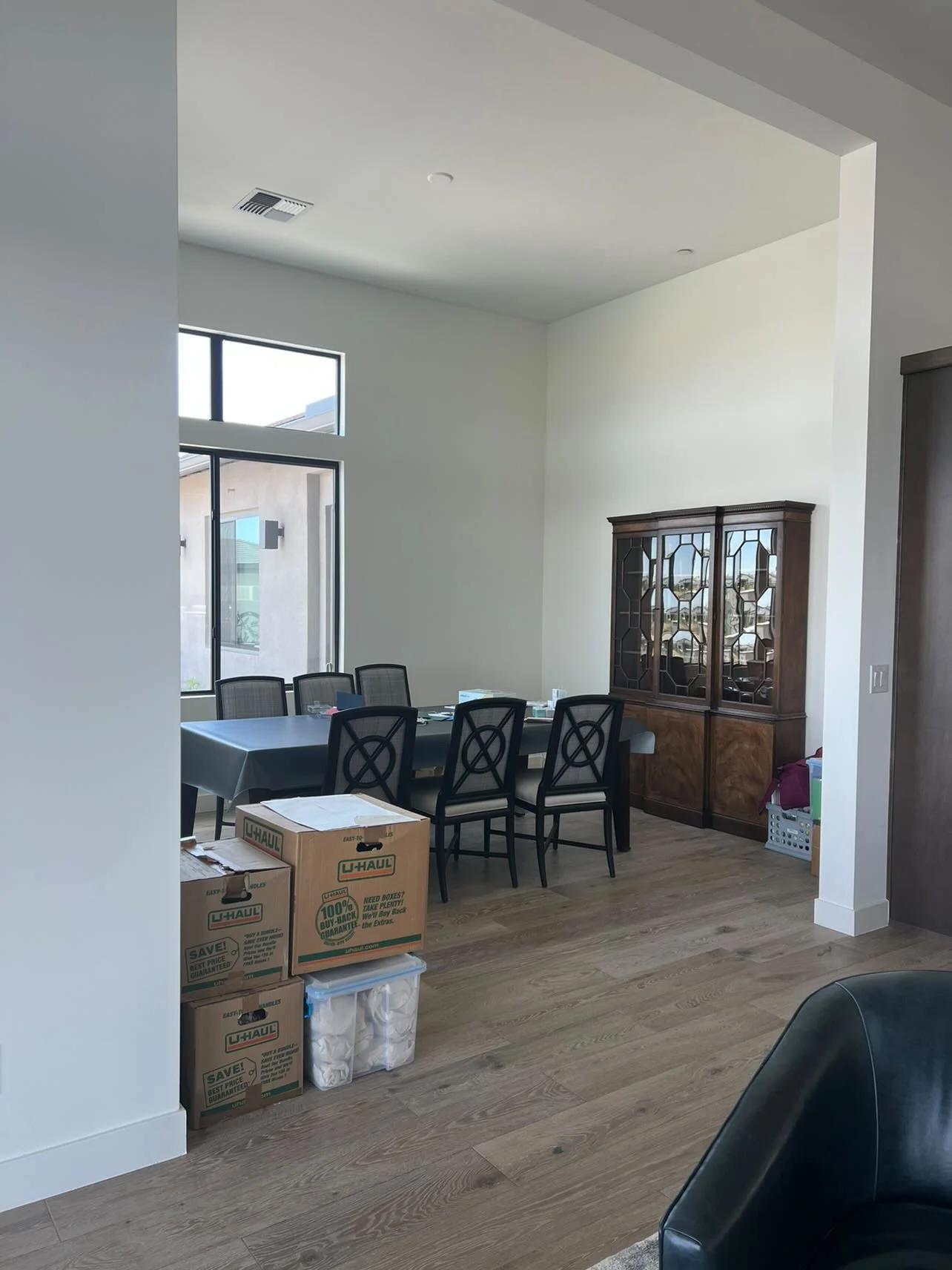 See How To Finish Off These Two Contemporary Rooms — DESIGNED