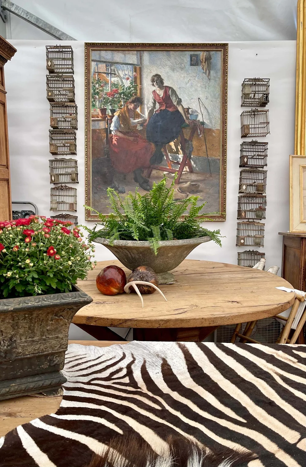 Wall Decor Ideas - Antiques and Vintage Objects — DESIGNED