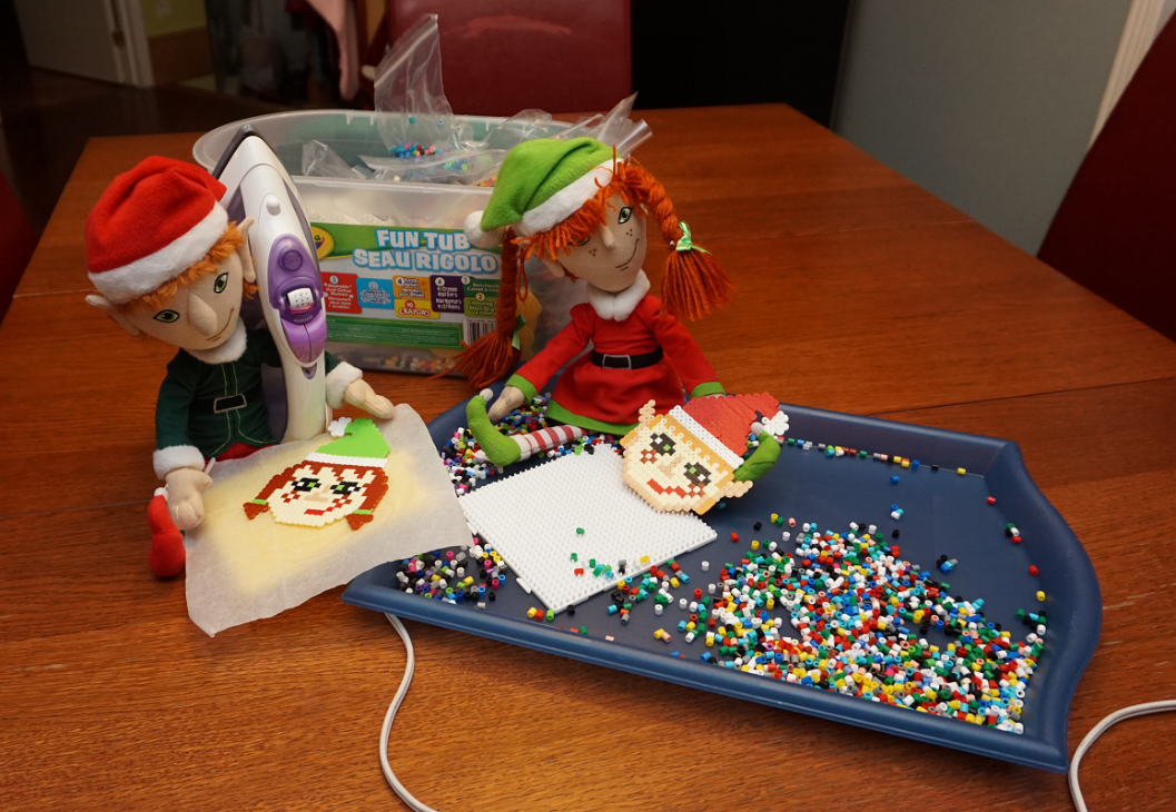 Un dernier tour de piste pour les lutins cette année! — Je suis une ...