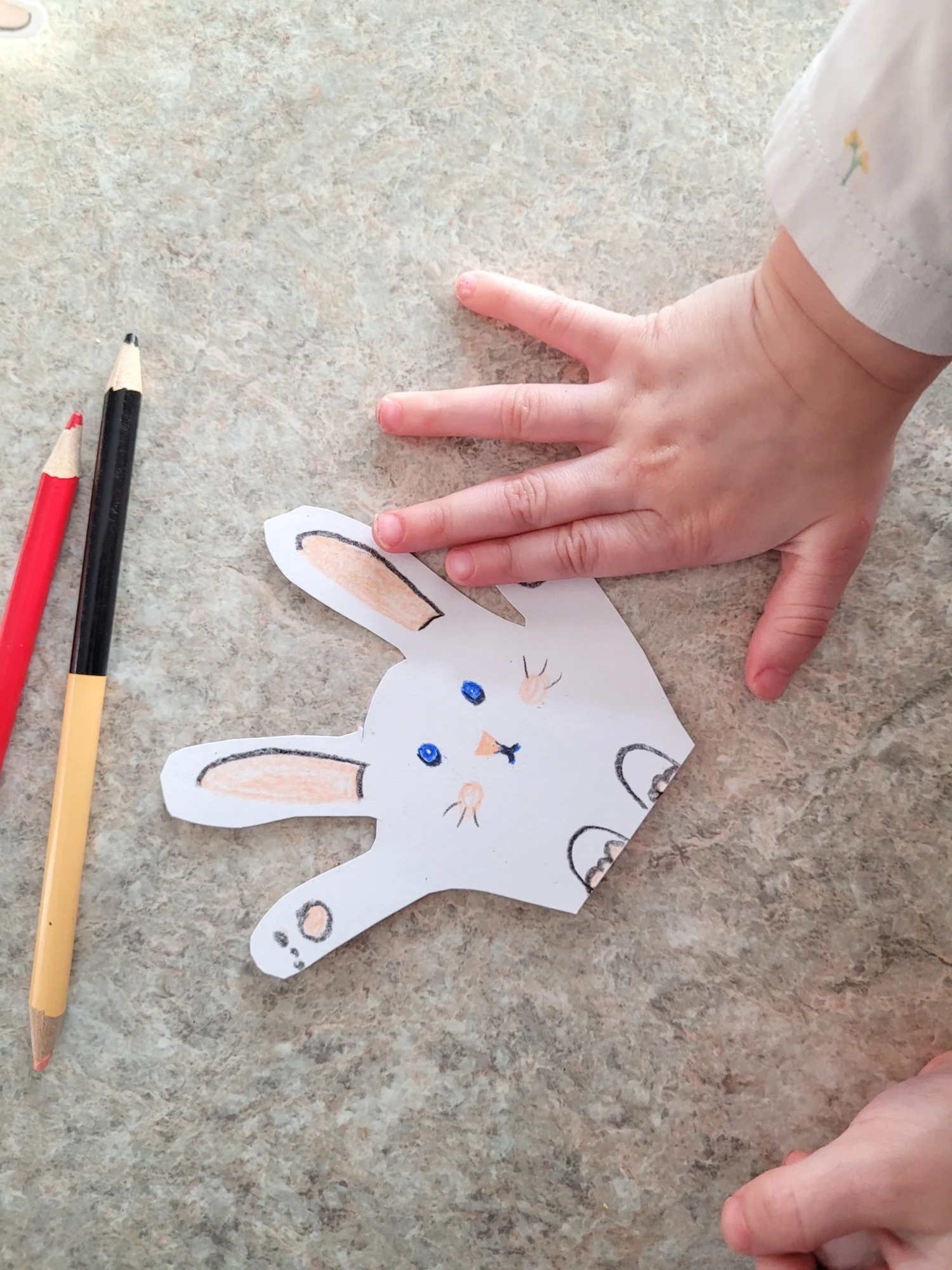 Bricolage - Petite main en lapin — Je suis une maman | Blogue pour les ...