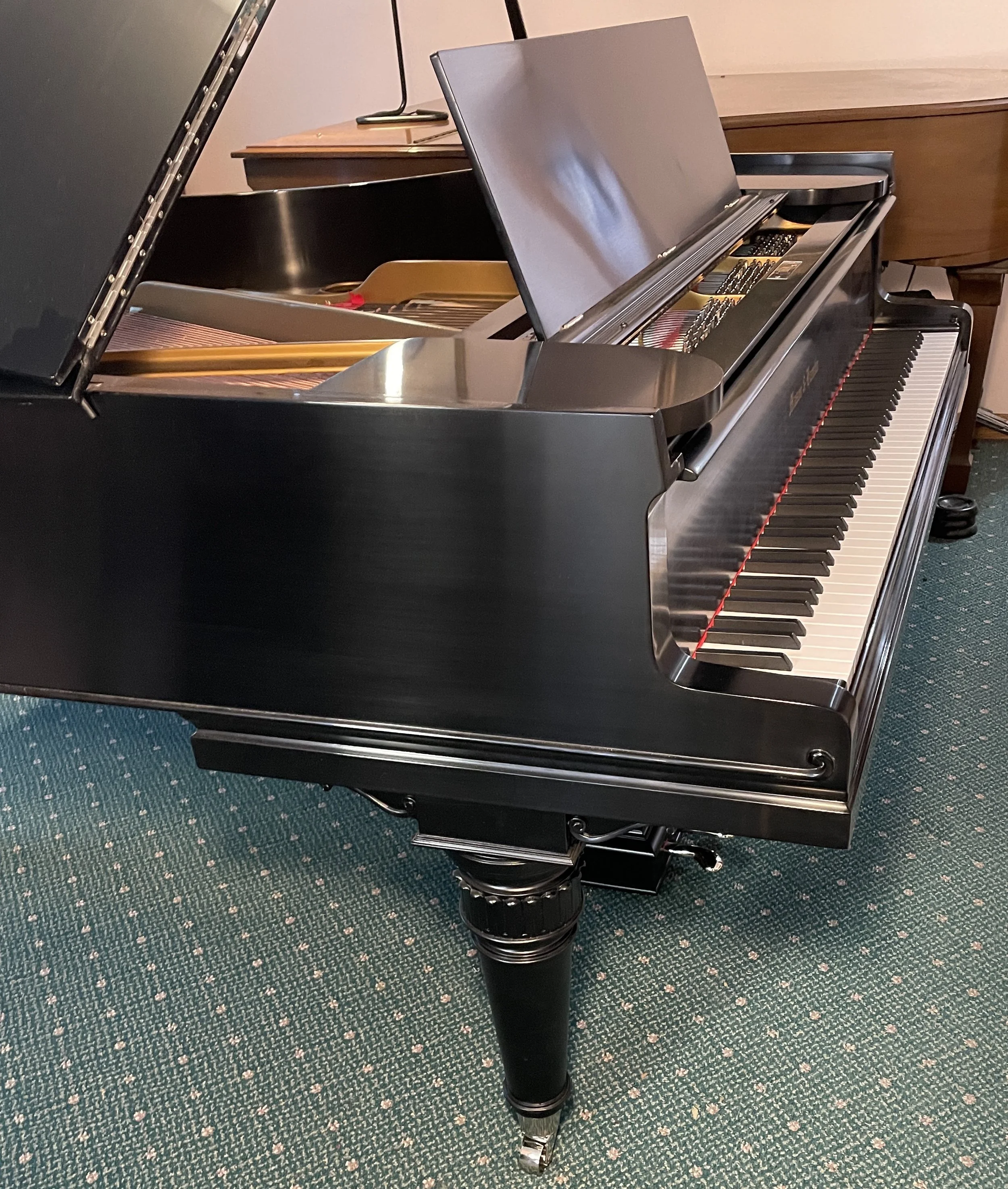 Piano-Store — Reyburn Pianoworks