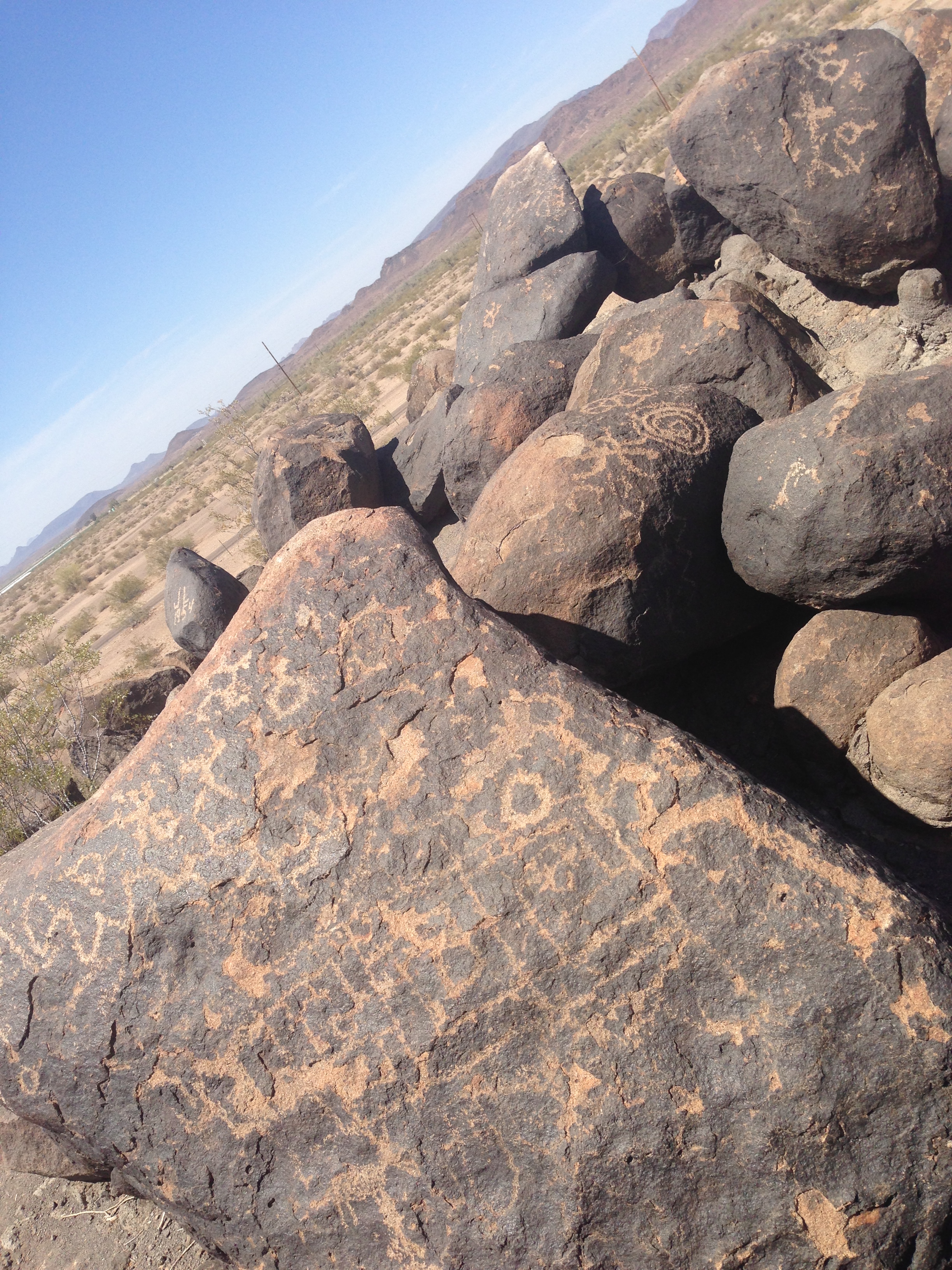 Painted Rock Petroglyphs, Arizona — The Last Adventurer