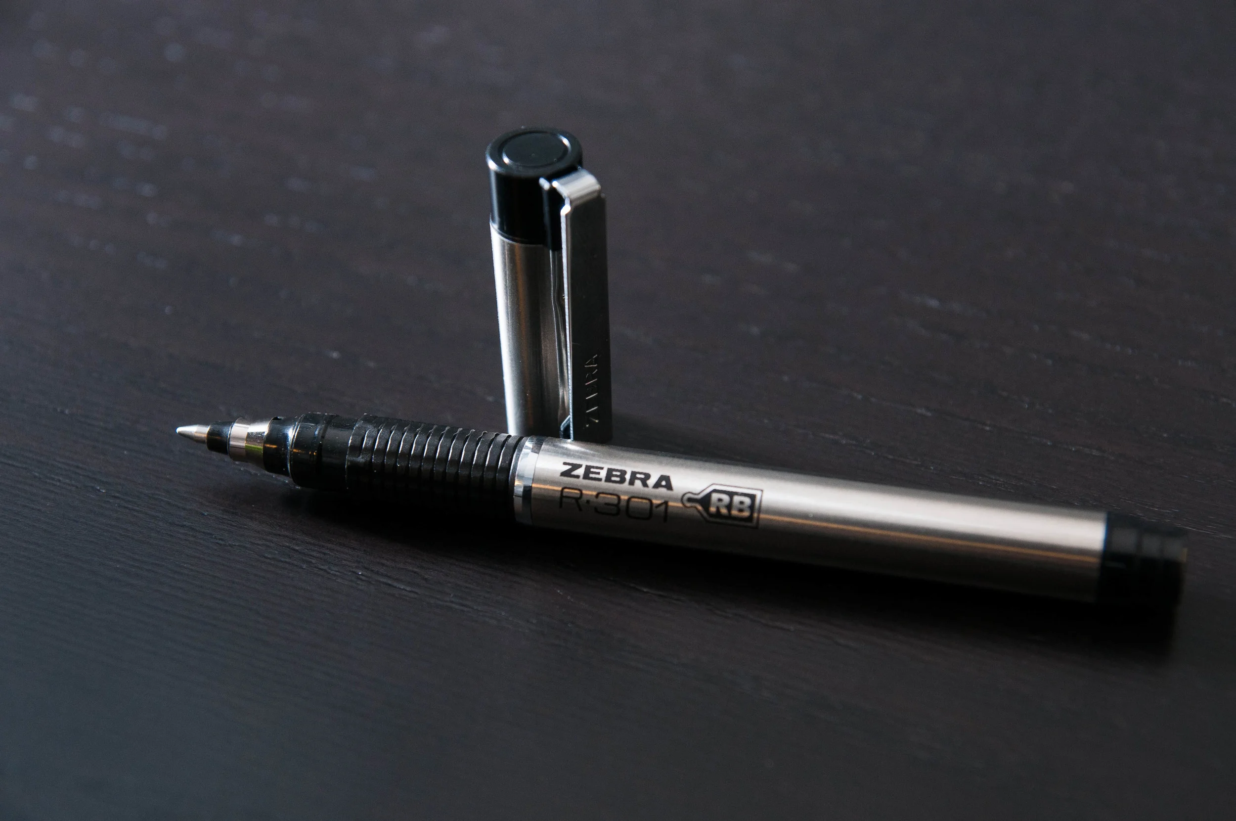 Zebra R-301 Review — The Pen Addict