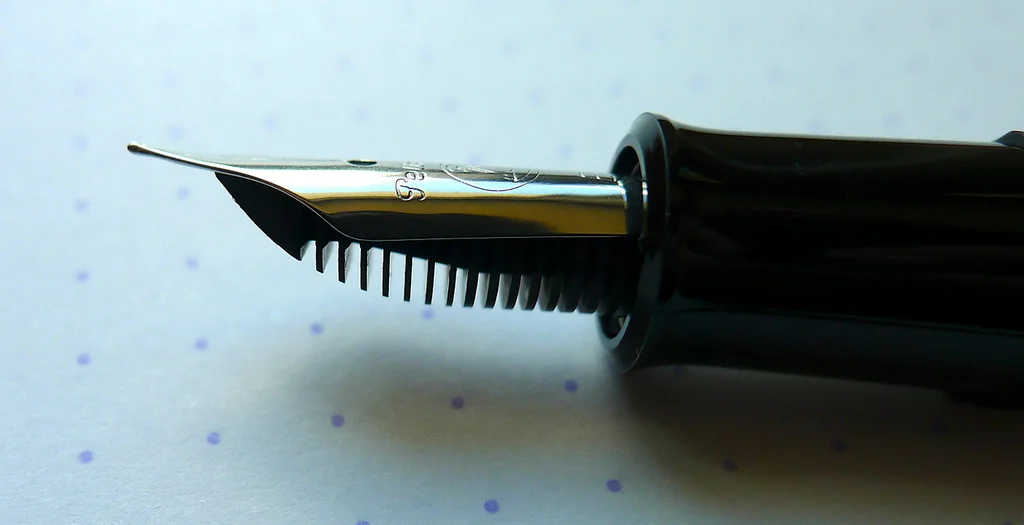 Pelikan M215 Blue Stripe XXXXF Waverly Nib Review — The Pen Addict