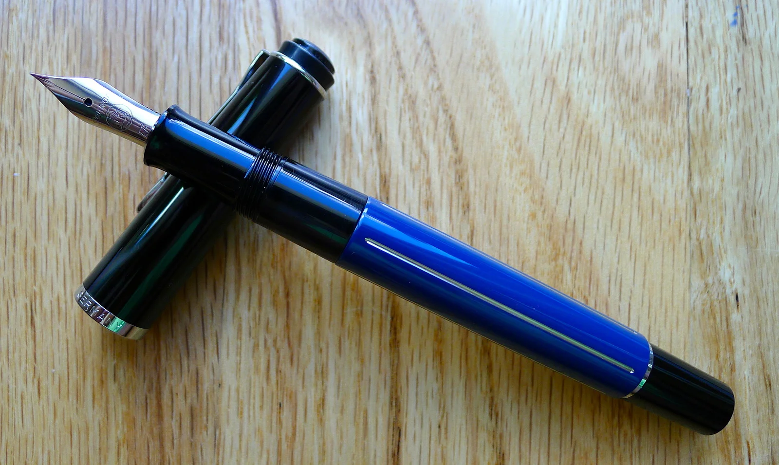 Pelikan M215 Blue Stripe XXXXF Waverly Nib Review — The Pen Addict