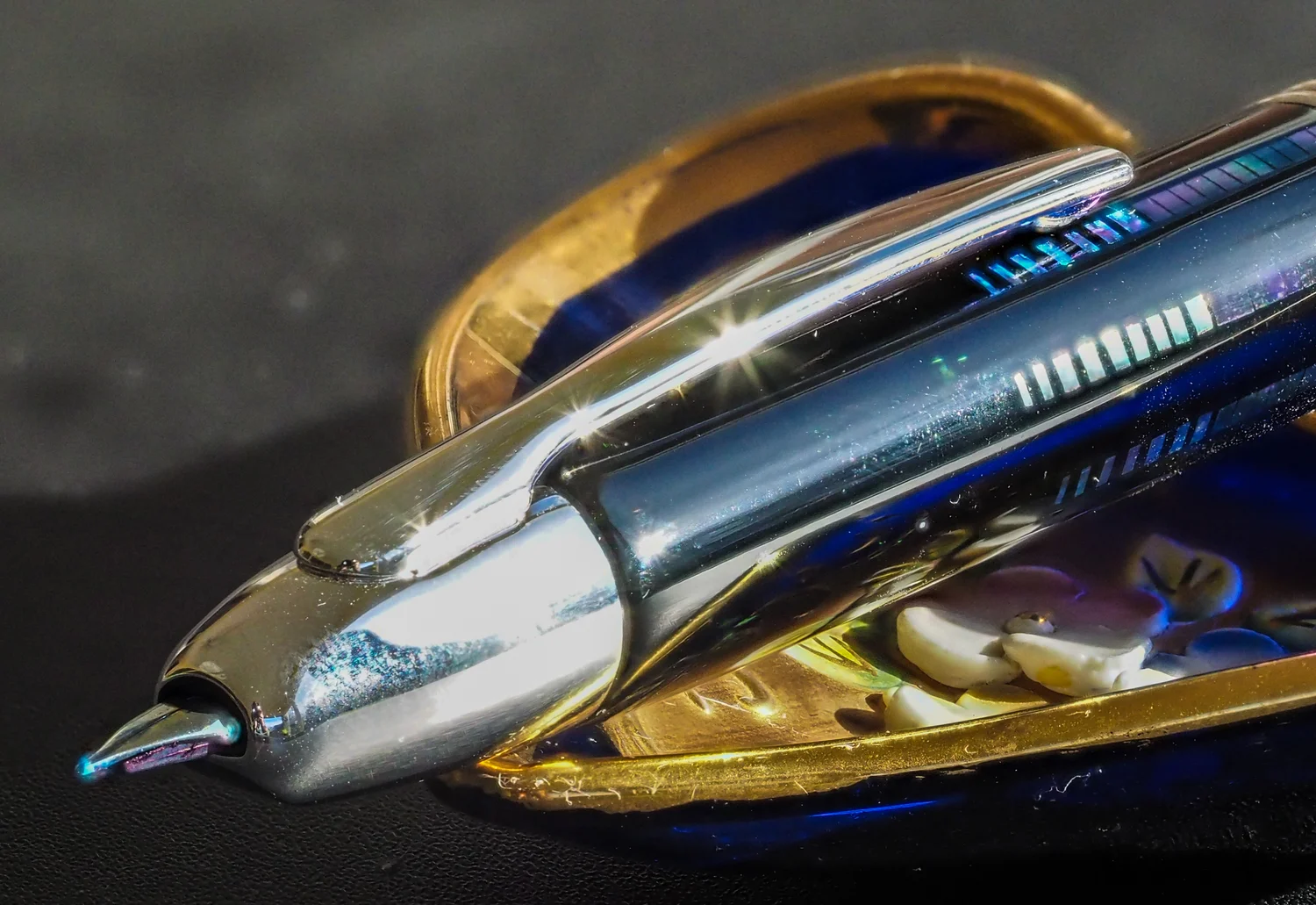 Pilot Vanishing Point Raden Water Surface Fountain Pen: A Review — The ...