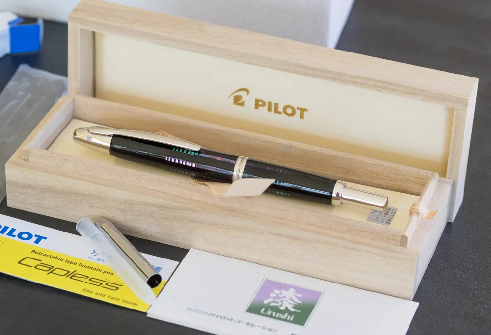 Pilot Vanishing Point Raden Water Surface Fountain Pen: A Review — The ...