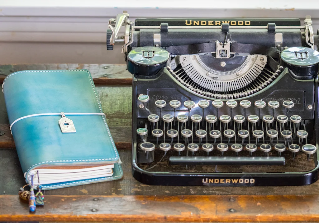 The Chic Sparrow American Dream Deluxe Notebook Cover (Traveler's ...