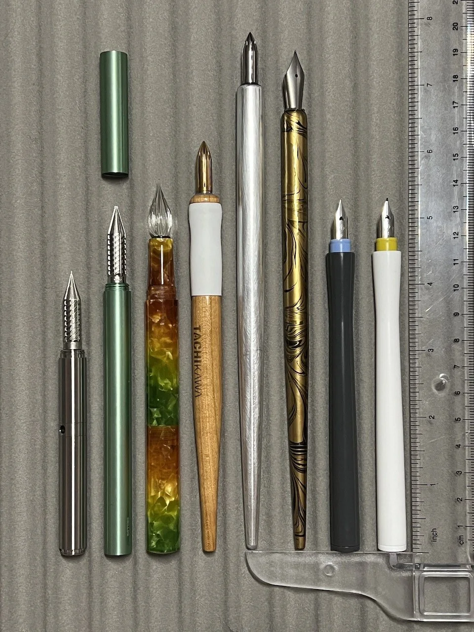 Dippity doo dah, dippity yay - A Dip Nib Comparison — The Pen Addict