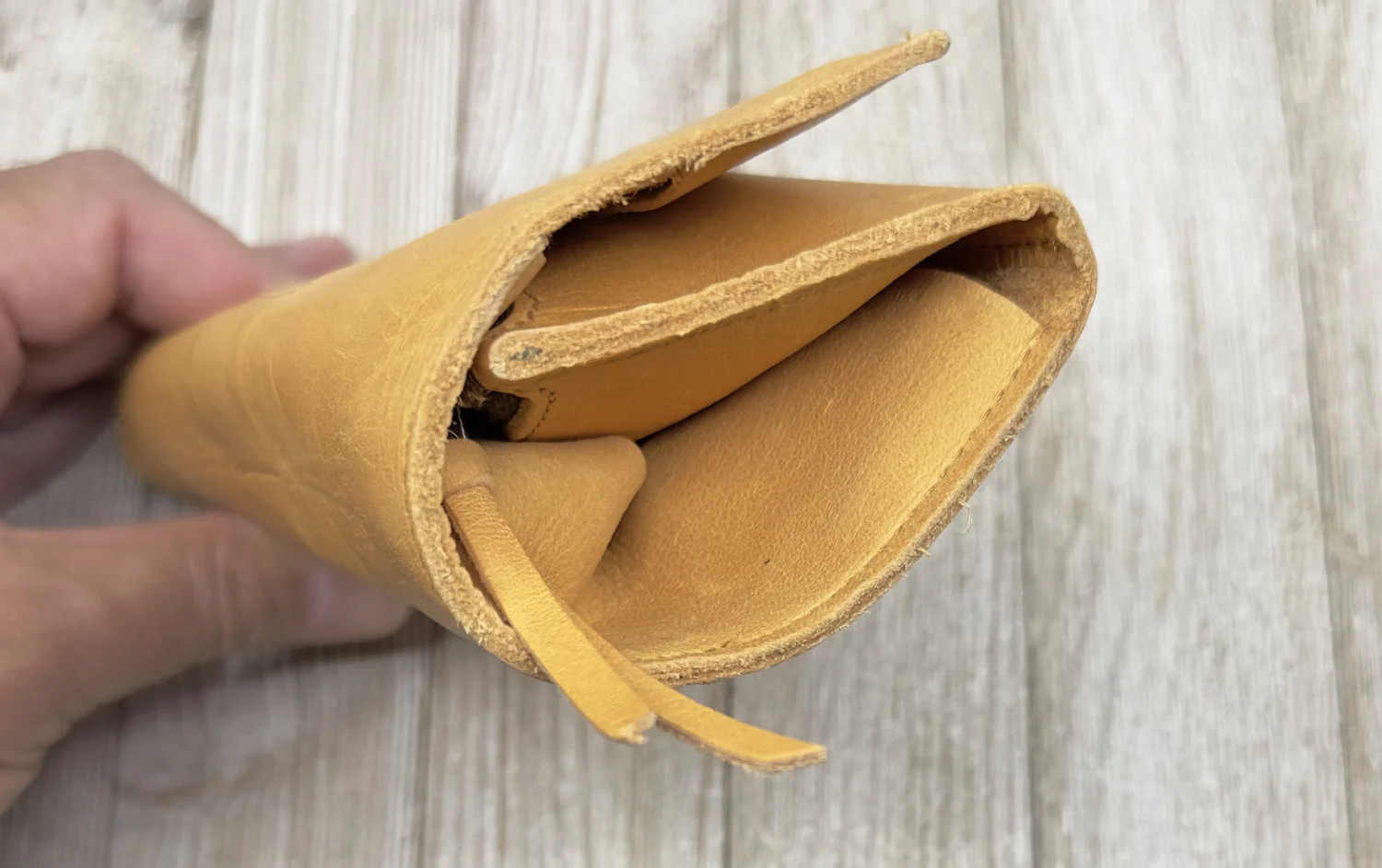 PLOTTER Grain Leather Pen Case Review — The Pen Addict