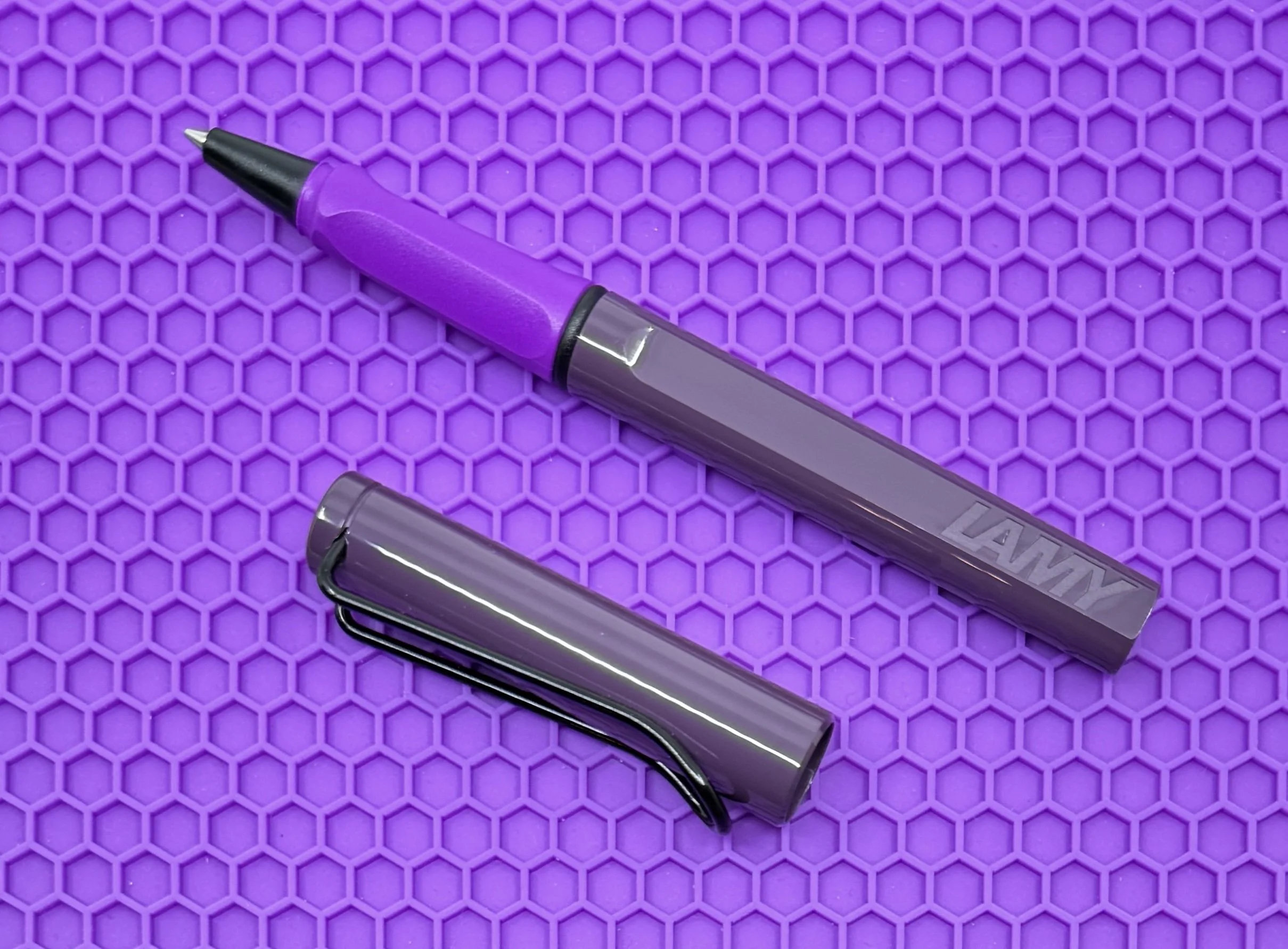 LAMY Safari Rollerball Review — The Pen Addict