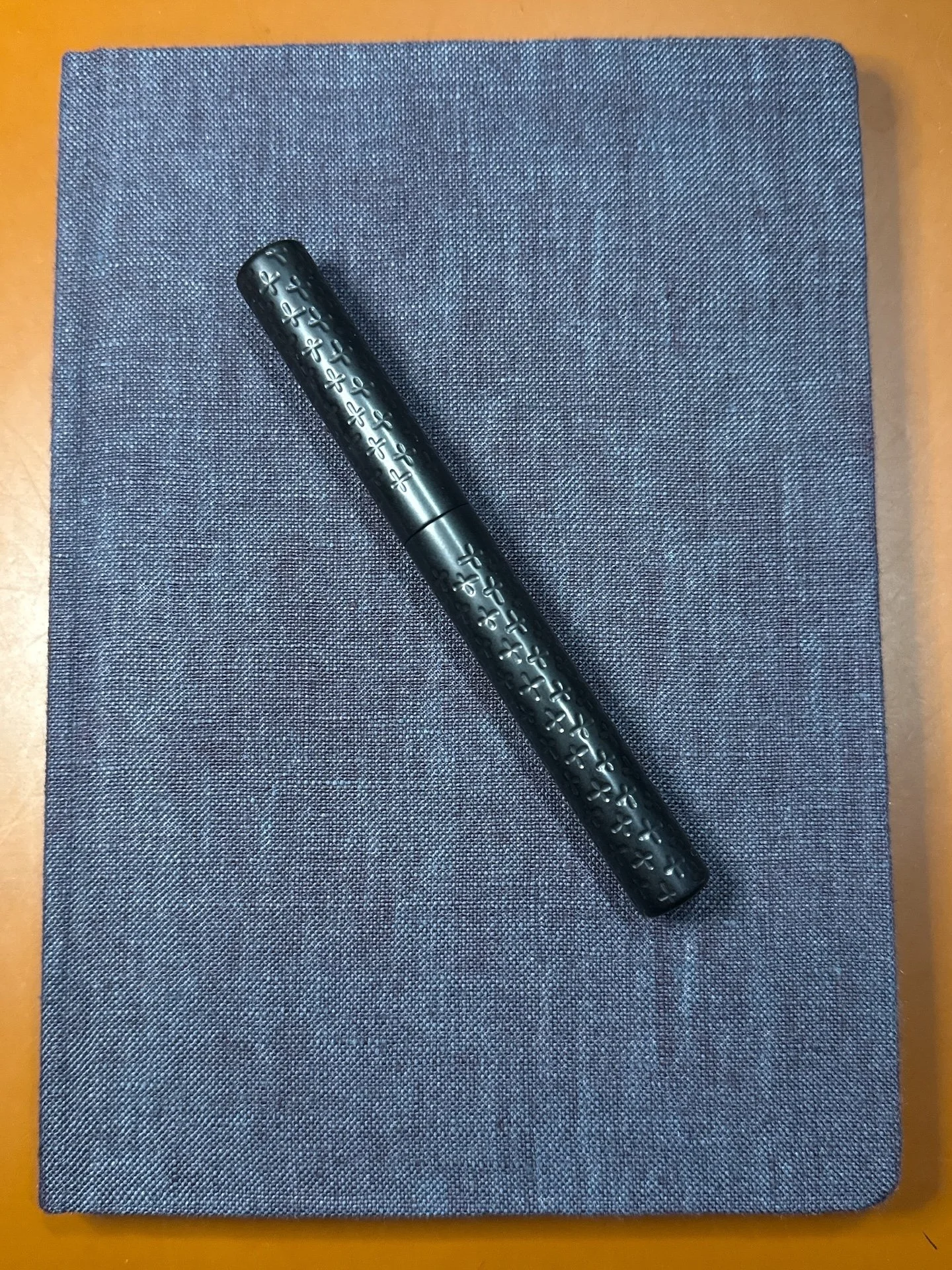Schon DSGN x Custom Nib Studio Sashiko Fountain Pen Review — The Pen Addict