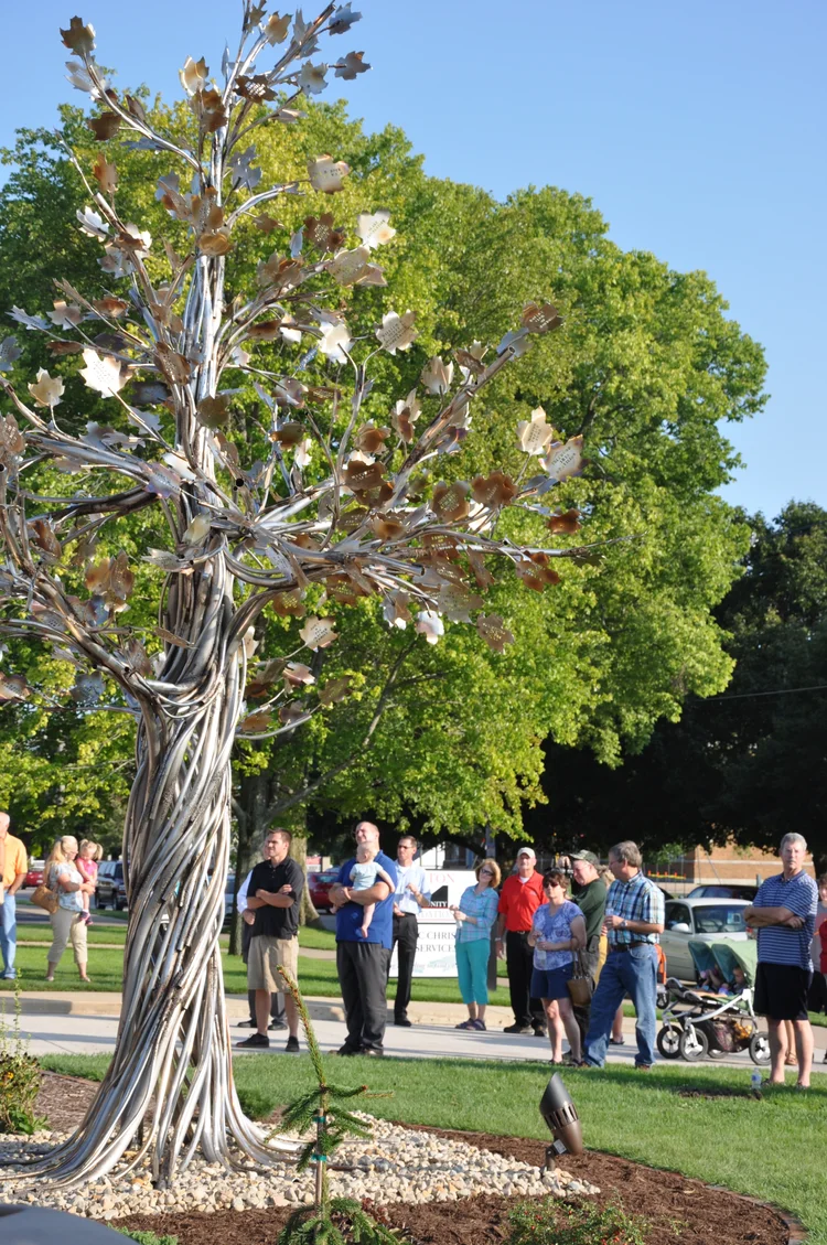 Giving Tree Story — Morton Community Foundation