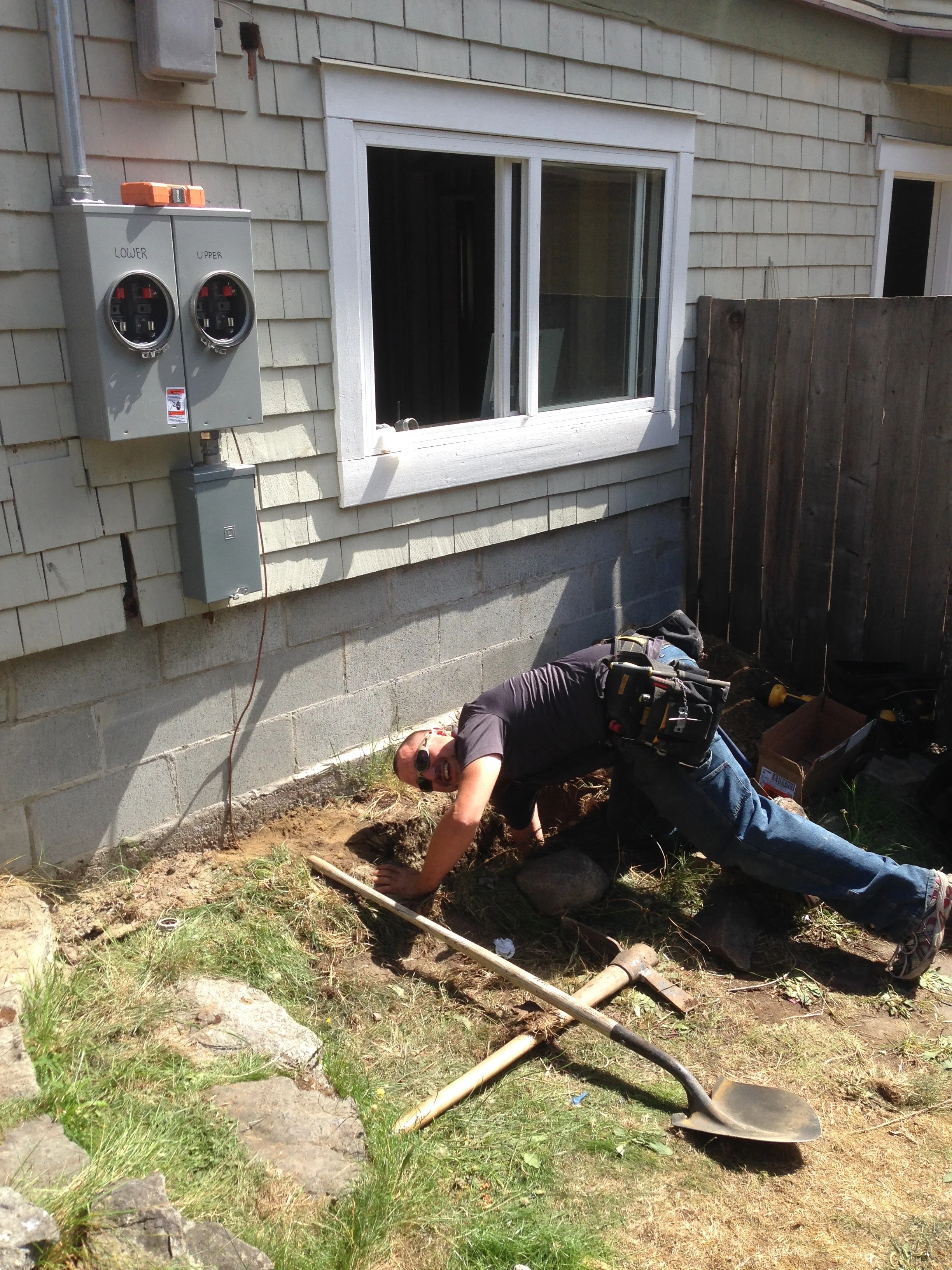 200 amp service upgrade and duplex meter base install in Fernwood ...