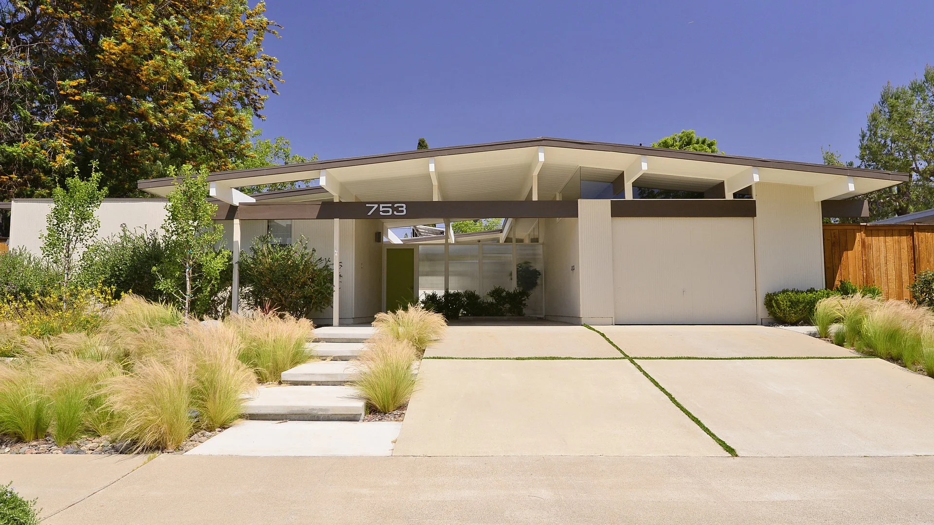 The Eichler Attraction — keith messick | ARCHITECTURE