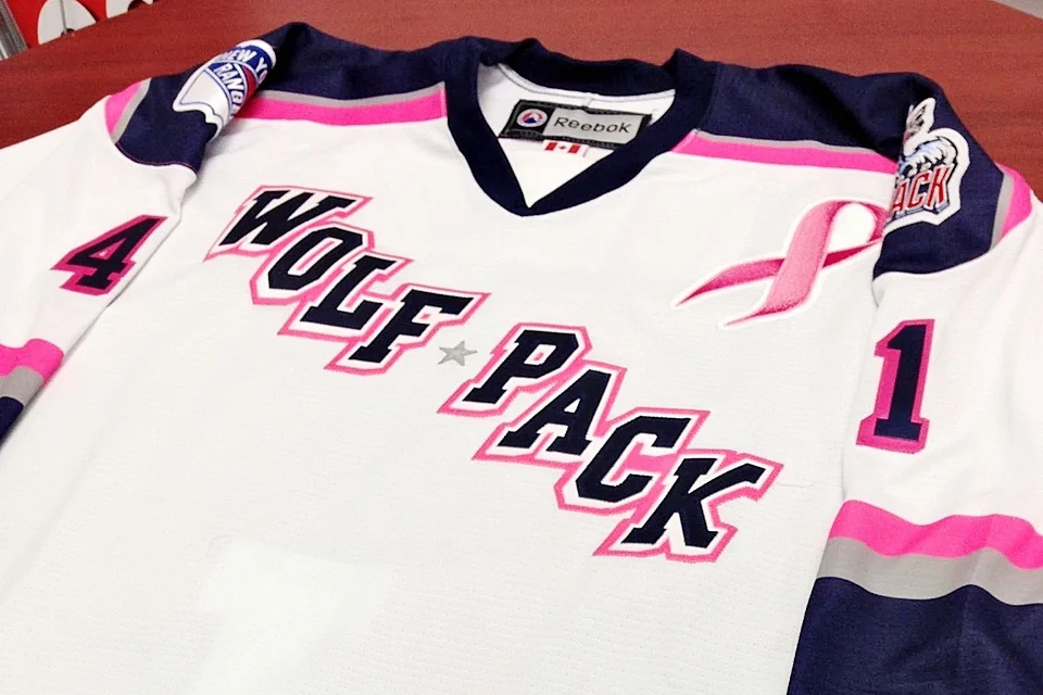 A swatch of pink in every hockey rink — icethetics.co