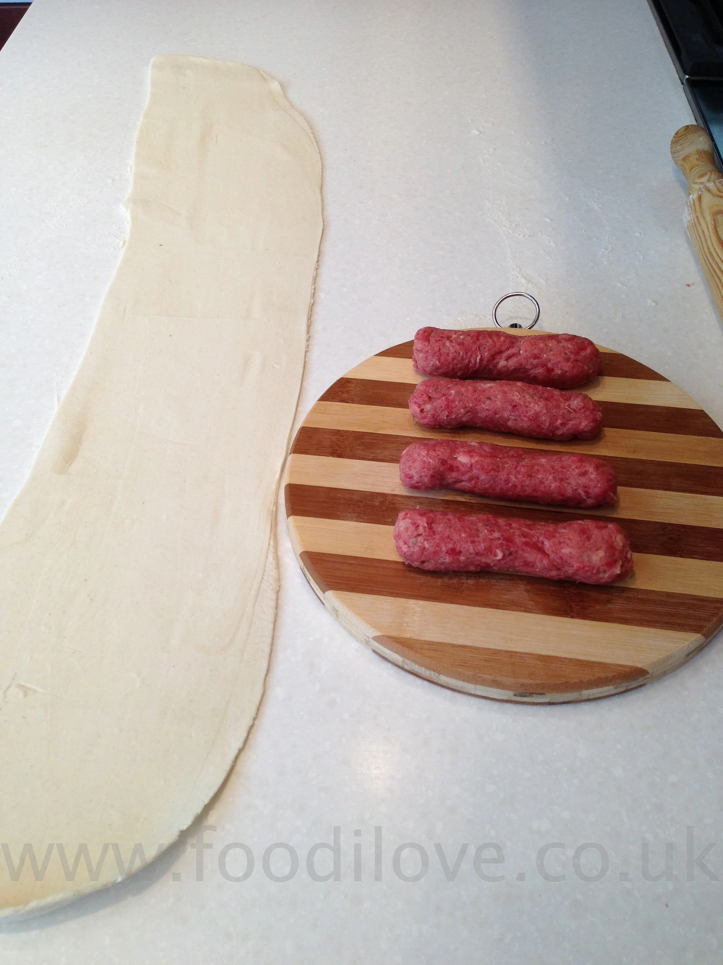 Cheese & Garlic Wors Rolls on the Braai/BigGreenEgg — Food I Love