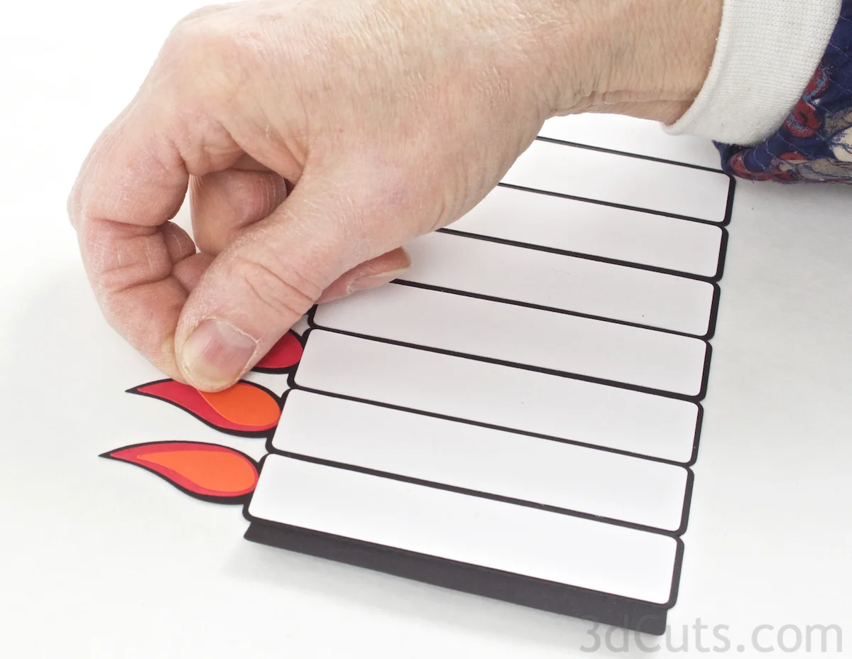 Expandable Candle Card • 2016 — 3DCuts.com