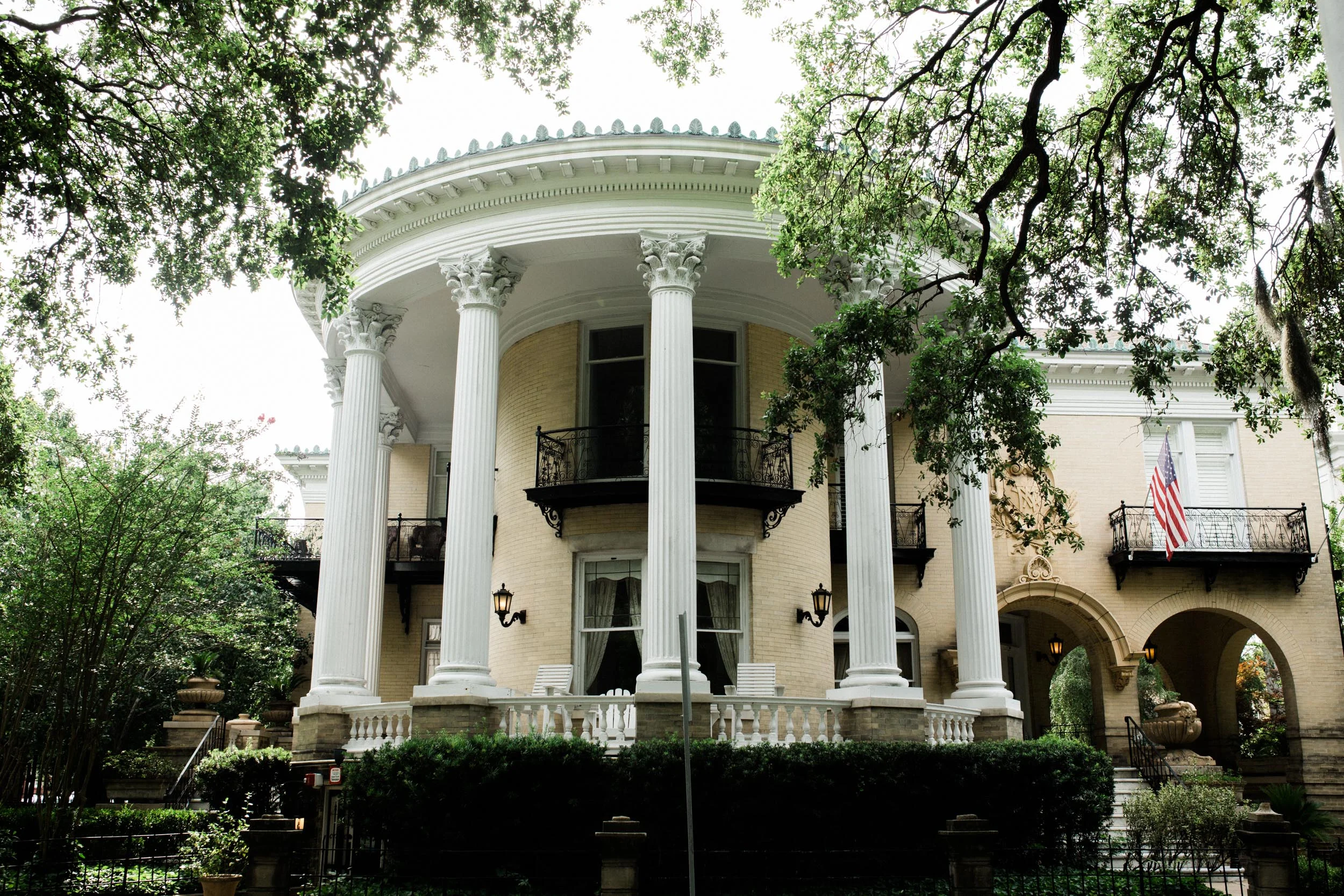 Travel Post: A Short Vacation in Savannah, Georgia — Jennifer Callahan ...
