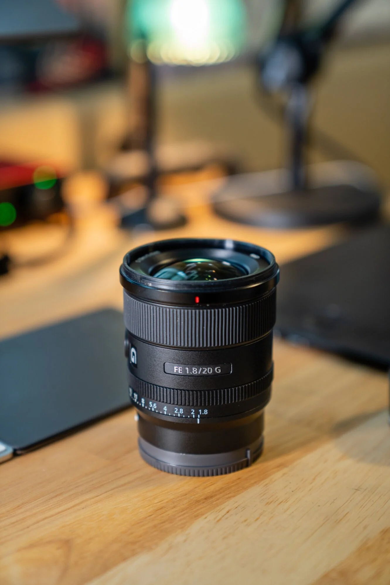 Sony 20mm f/1.8 G Lens Review and Comparison with Zeiss Batis 18mm f/2.8