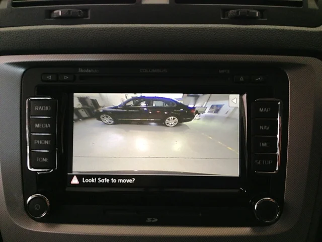 Skoda Octavia rear view camera system from Automotive Integration ...